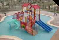 China Small Interactive Water House with Hand-laid Fiberglass Flume and Hot-dip Galvanized Steel Structure for Water Park Equipment for sale