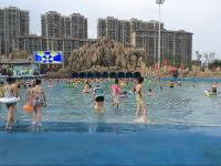 China PLC Controlled Pneumatic Wave Pool with Hot-dip Galvanized Steel Structure and 10+ Wave Patterns for sale