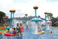 China Durable Hand-laid Fiberglass Water Slide with Hot-dip Galvanized Steel Structure and Turnkey Support for sale