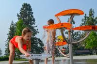 China Children's Water Play Equipment with Hot-Dip Galvanized Steel Structure, Corrosion-Resistant Fiberglass Flume, and Shallow Water Safety Design for sale
