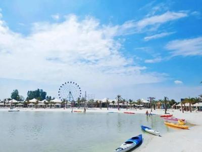 China Artificial Lagoon | Crystal-Clear Swimming Lagoon with Beach Entry for Resorts & Hotels for sale