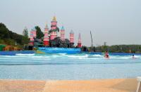 China Outdoor Water Park Wave Pool Wave Machine For Family Entertainment for sale