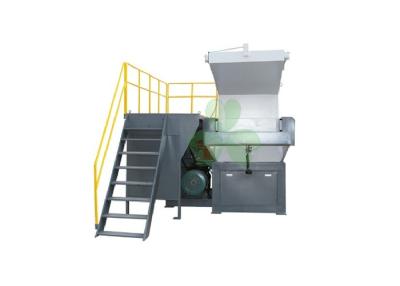 China Waste PP / PVC Single Shaft Shredder Machine With 20pcs Blades Compact Design for sale