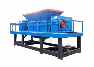 China 30pcs Knives Double Shaft Shredder Machine For Car Tyre Advanced Structure Design for sale