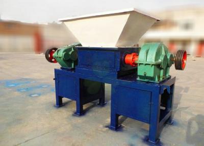 China Electric Tyre Shredding Equipment , Rubber Crumb Machine 380V/50Hz/3 Phase for sale