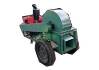 China Large Capacity Mobile Wood Chipper Machine To Make Sawdust Color Optional for sale