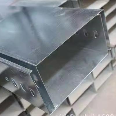 China Corrosion Resistance Hot Dip Galvanized Cable Tray with Ventilation Groove and Covers for sale
