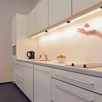 China 1000mm Motion Sensor Kitchen Cabinet Light CE Waterproof Linear LED Light Bar Fixture for sale