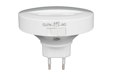 China Kids 2lm Small Plug In Night Lights Dual USB Charger 220V for sale