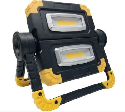 China USB Portable LED Work Light Stand 700lm 20W Rechargeable Folding for sale