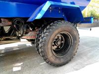 China 250cc DAYANG Five Wheels Gasoline Motorized Tricycles with Milk Tank and Oil Tanker for sale