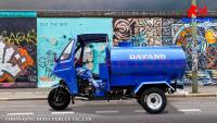 China 250cc Motorized Special Cabin Roof Delivery Water Tank 1000L Tricycles with Engine for sale