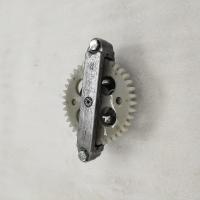 China Silver Oil Lubrication Pump for LF150cc 250cc Motorcycle Engine Tricycle Spare Parts for sale