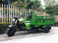 China DAYANG 200cc Three Wheel Cargo Tricycle with 801 W Power and 1.8*1.3 Cargo Box Size for sale