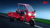 China 65 km/h Top Speed Diesel Semi Cab Cargo Tricycle Three Wheels Motorcycle 2021 Design for sale