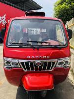 China Drum Brake DAYANG Enclosed Cabin Tricycle 250CC/300CC/350CC Three Wheel Motorcycle in Red for sale
