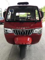 China Drum Brake DAYANG Enclosed Cabin Tricycle 250CC/300CC/350CC Three Wheel Motorcycle in Red for sale