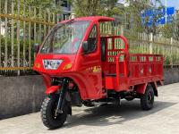 China Red Semi Cabin Cargo Tricycles with Drum Brake 201 250cc Motorized 3 Wheel Motorcycle for sale