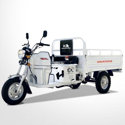 China CCC Origin Three Wheel Motorcycle with Tapered Rear Axle and Motorized Driving Type for sale