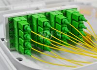 China IP65 Wall Mounted Fibre Optic FTTH Terminal Box 16 Ports IS09001 Approval for sale