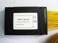 China Customized Length Optical Fiber Splitter SC / APC 1*32 PLC Low Insertion Loss for sale