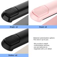 China Titanium Hair Straightener Iron 470 Degree MCH High Temperature for sale