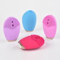 China IPX6 500mAh Silicone Vibrating Face Cleanser / Automatic Face Wash Brush for sale