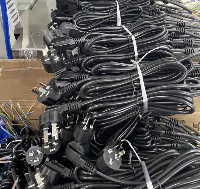 China Waterproof OEM Power Cable With Plug for sale