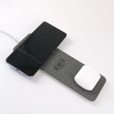 China Weave Surface Face Mobile Phone Wireless Charger for Earphone 15w 20w for sale