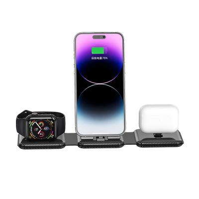 China Foldable 3 In 1 Wireless Charger Magnetic Vertical Fast Speed for sale