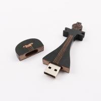 China 15MB/S 32GB 128GB Wooden Flash Drive Guitar Shape Memory Fast Speed for sale