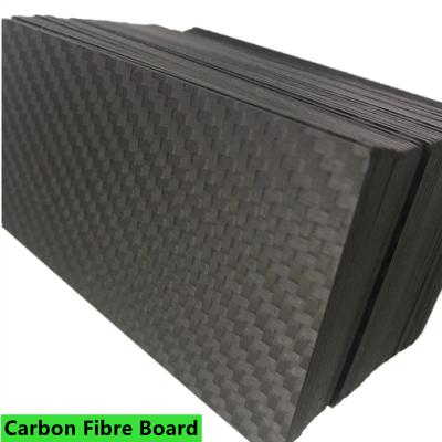 China 3K Carbon Fiber Rods Tubes and Boards Matte Twill Weave 500x400x1.5mm High Strength for sale