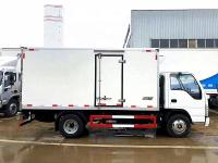 China SUZU HOWO Shacman 5cbm Refrigerator Truck Refrigerated Delivery Truck 10cbm 20cbm for sale