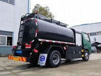 China China DONGFENG 5cbm Fuel Tanker Truck Small Oil Storage Truck 4X2 for sale