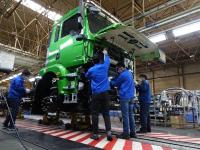 China SHACMAN F2000 F3000 H3000 X3000 Tractor Trailer Towing Truck Head 40 60 80 100 Ton for sale