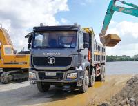 China Shacman Dongfeng Sinotruck 6X4 Heavy Duty Tipper Truck 8X4 Euro 3 12 Tires for sale
