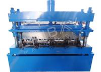 China 1.5'' Flying Shear Roof Roll Forming Machine 20-25m/Min Galvanized Type B Wide Rib for sale
