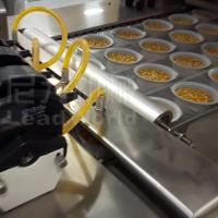 China Automatic Bean Bag Production Line Corn Thermoforming Vacuum Packing Machine for sale