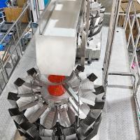 China Fully Automatic Pepper Filling Machines Weighing And Filling Machine for sale