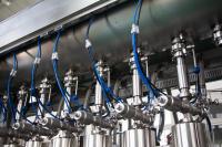 China Automatic Linear Type Piston 5l Jerrycan Engine Oil Filling Capping And Sealing Line for sale