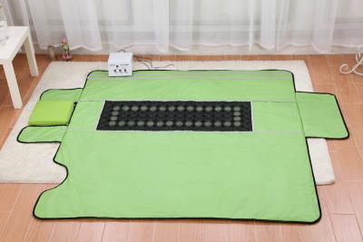 China 600W Far Infrared Sauna Blanket with 3 Heating Zones and 25-80°C Temperature Control for Wellness Therapy for sale