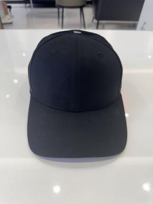 China Black 660nm & 850nm Red Light Therapy Cap - 11W USB Charging for Hair Growth & Scalp Health for sale