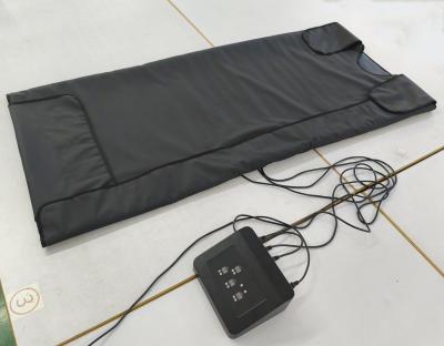 China 180x180cm Far-Infrared Triple-Zone Heating Sauna Blanket with 25-80°C Temperature Control and 99.9% Energy Efficiency for sale