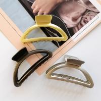 China Alloy Hair Claw Clip 9cm 4 Inch Large Gold Claw for Long Hair Women Fashion for sale