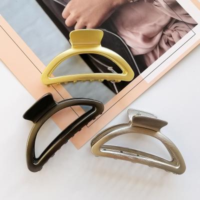 China Alloy Hair Claw Clip 9cm 4 Inch Large Gold Claw for Long Hair Women Fashion for sale