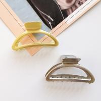 China Alloy Hair Claw Clip 9cm 4 Inch Large Gold Claw for Long Hair Women Fashion for sale