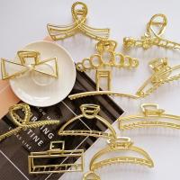 China Rose Gold Geometric Hair Claw Clip 12x6x5cm Big Metal Hair Holder for Long Hair for sale