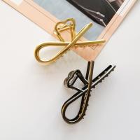 China Wholesale Fashion Fish Bone Shape Hair Claw Clip Alloy 11.5cm 51g Women Gold Metal Shark Hair Grips for sale
