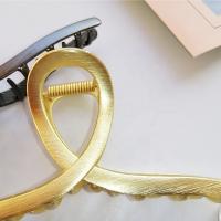 China Large Gold Metal Hair Claw Clip for Thick Hair 12x6x4cm Women Girls Fashion Alloy Barrettes for sale