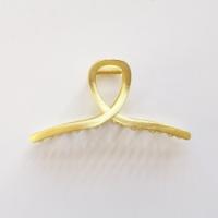 China Large Gold Metal Hair Claw Clip for Thick Hair 12x6x4cm Women Girls Fashion Alloy Barrettes for sale
